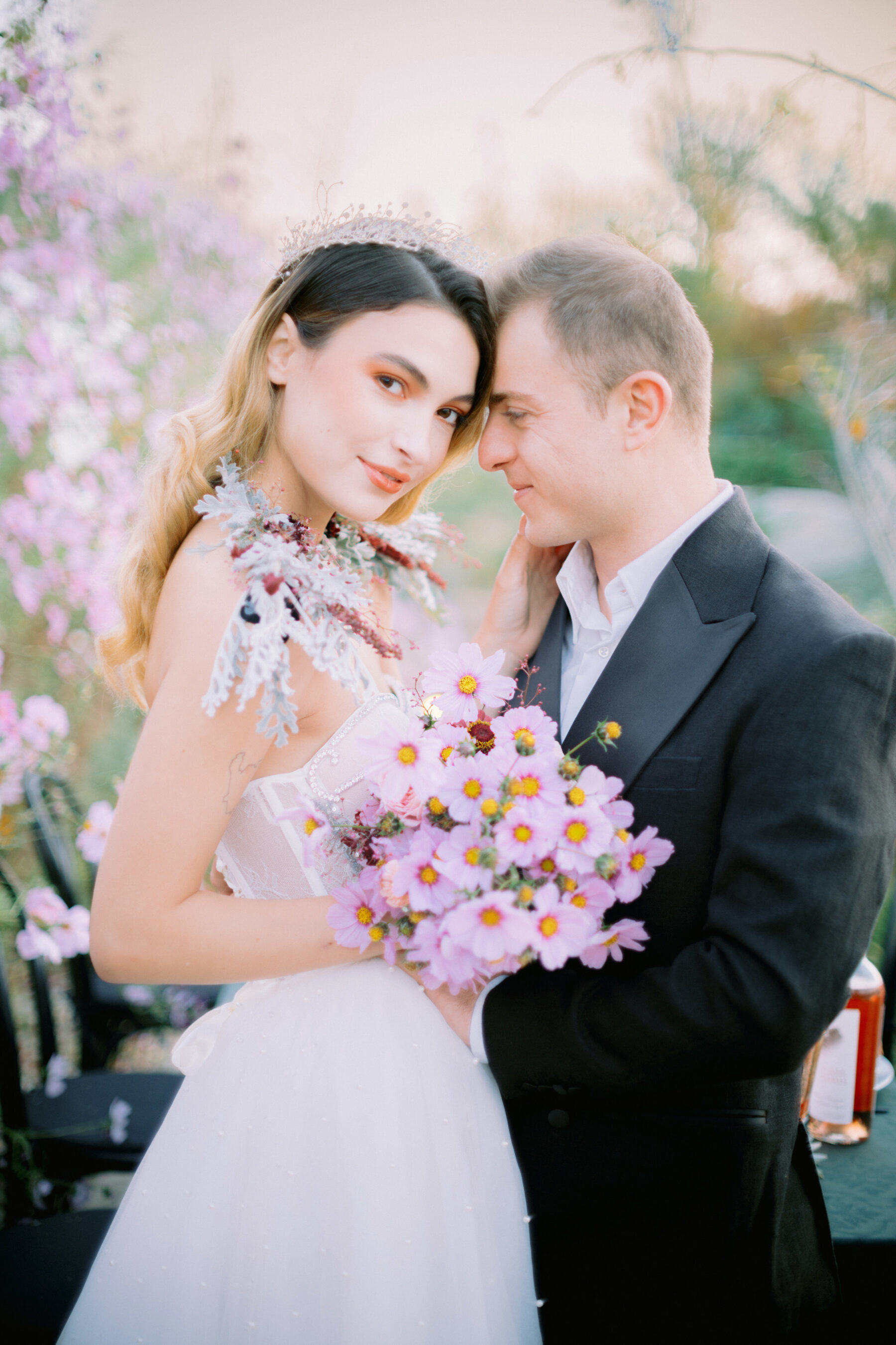 Enchanting Garden Wedding Inspiration: A Stellar Wedding in Cosmos